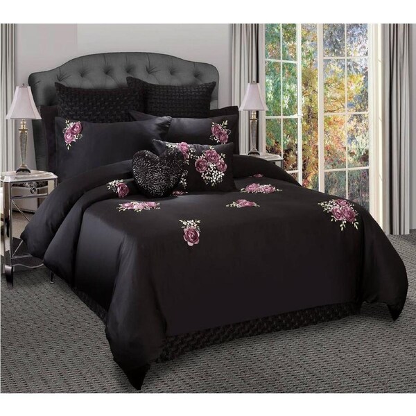 Antonia Black Applique Quilt Cover Set - Queen | Woolworths