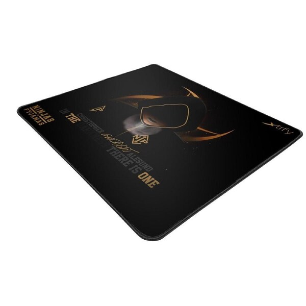 Xtrfy XTP1 Get_Right Large Gaming Mouse Pad Anti slip Mat | Woolworths