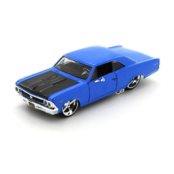 Maisto Licensed 1:24 Scale Classic Muscle Chevrolet Chevelle SS 396 ...