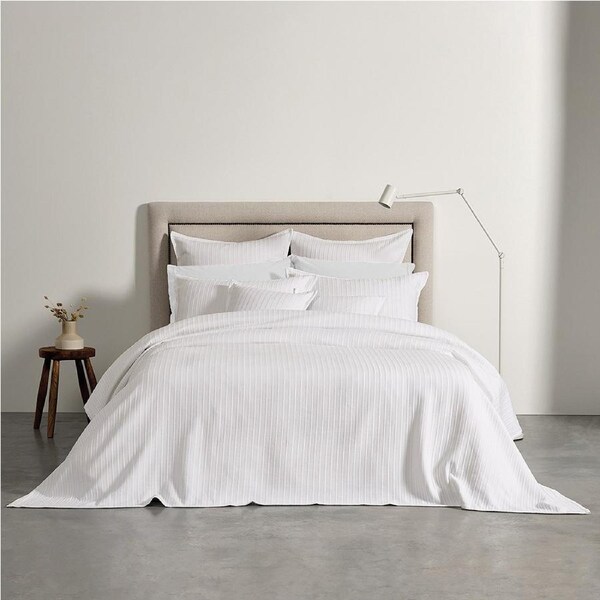 Bianca Evora Coverlet Set w/ Pillowcase Home/Room Bedding White Queen ...
