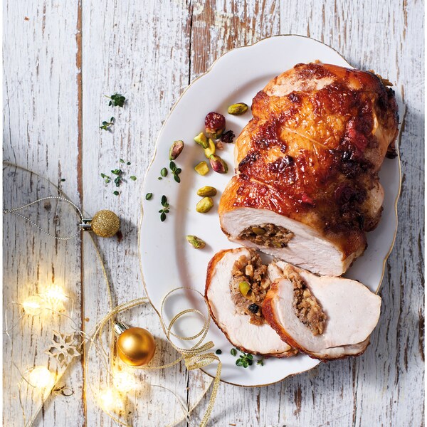 Woolworths Gold Free Range Turkey Breast Roast With Stuffing & Glaze 1 ...