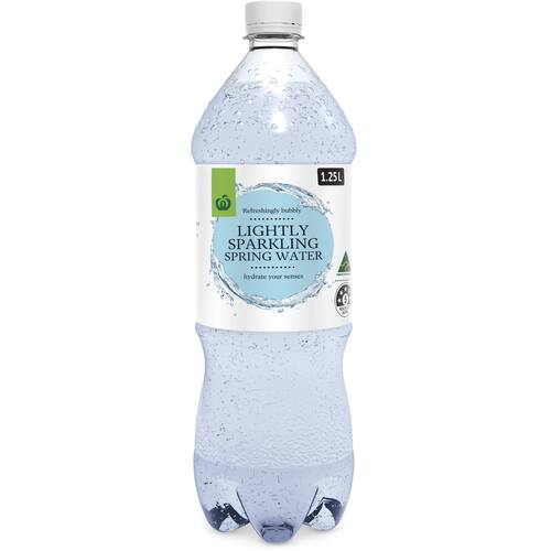 Woolworths Vegetable Cocktail Spring Rolls 60 Pack 1kg | bunch