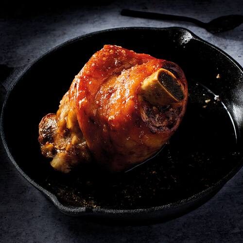 Woolworths Cook Pork Knuckle 630g - 1.3kg | bunch